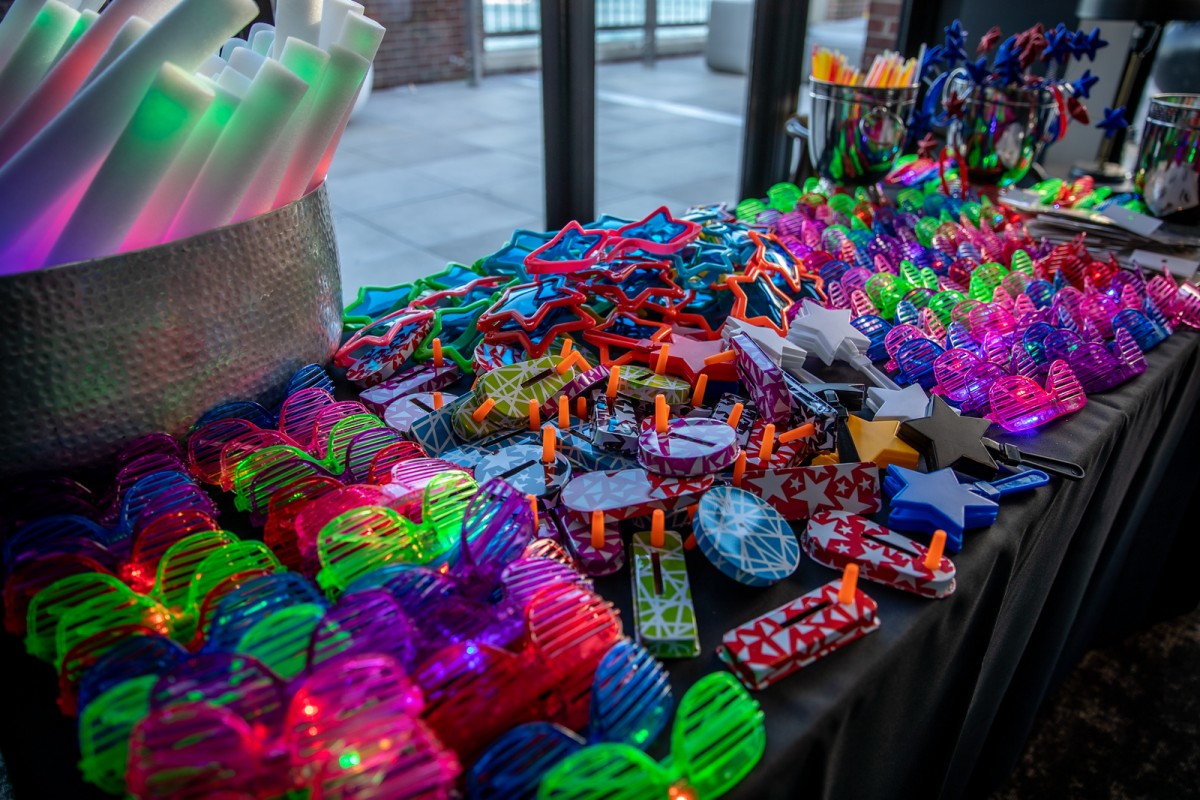 How to Choose a Theme for Your Corporate Event